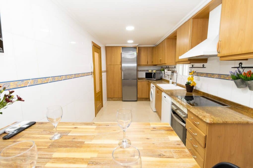 Piso completo - Calle Aben al Abbar | RAVALENCIA